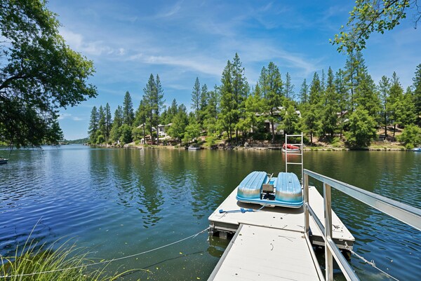 The Big Easy - Lakefront Only 1 Mile To Popular Marina Beach! By Yosemite Region Resorts - Yosemite National Park, CA