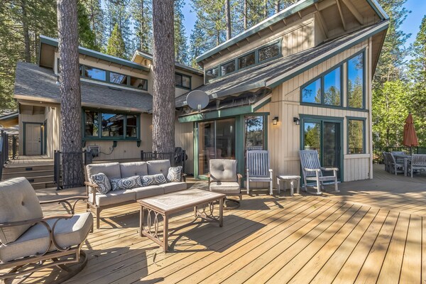 Dos Pinos - Spacious Lakefront Cabin W/ Game Room By Yosemite Region Resorts - Yosemite National Park, CA