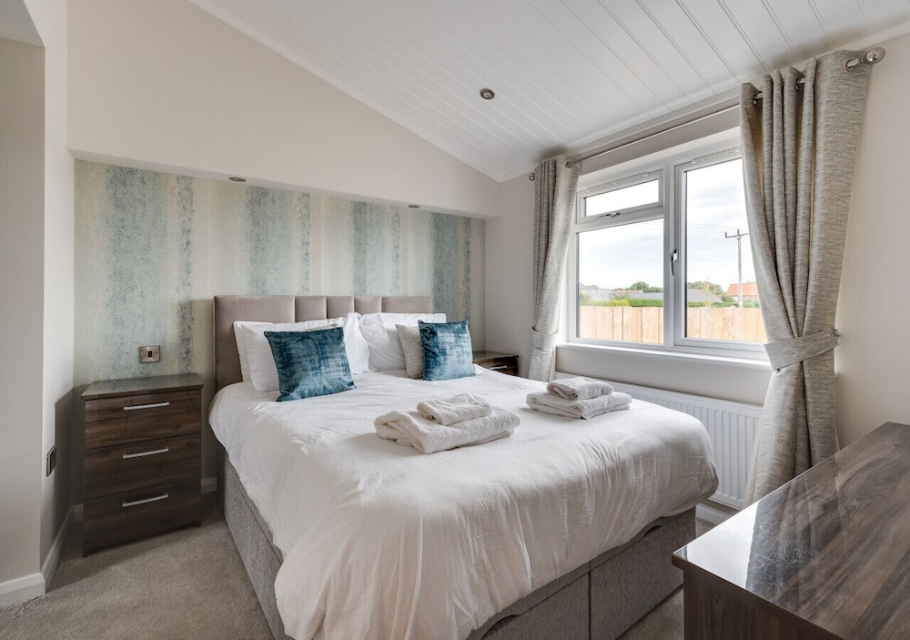 Briargate 38 - Three Bedroom House, Sleeps 6 - Burnham Market