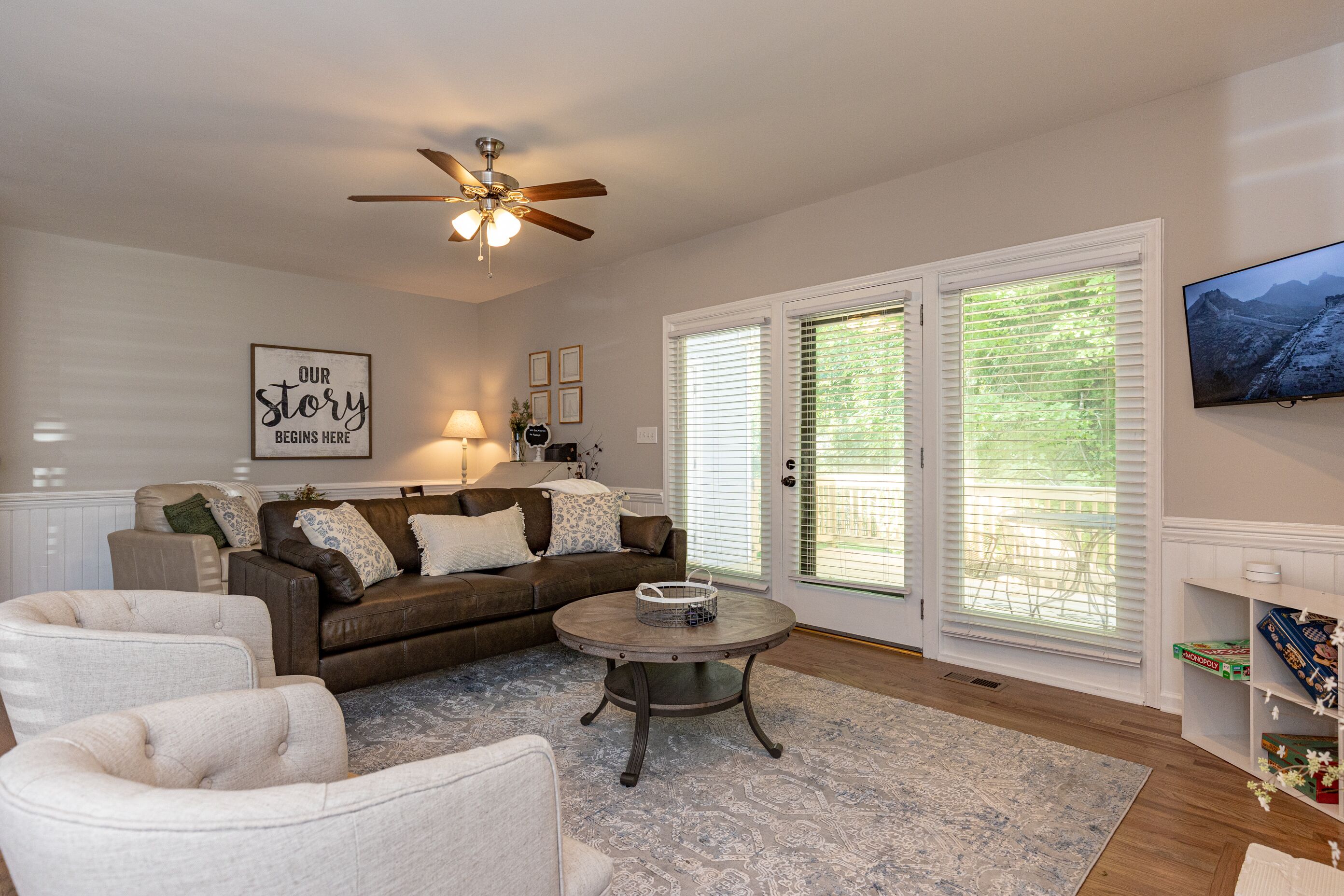 Escape To Blue Wilderness: A Stylish Townhouse - Raleigh, NC