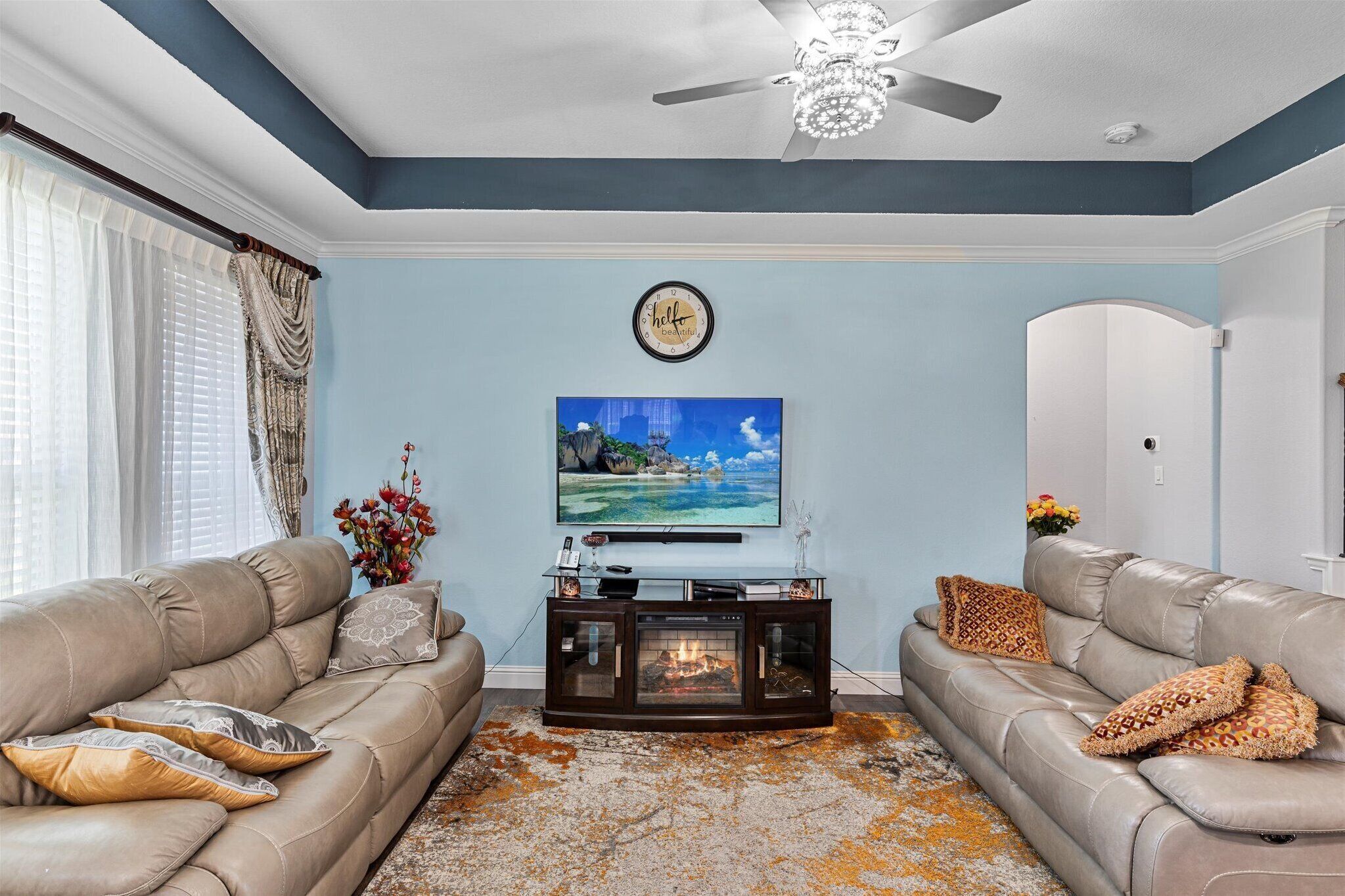 Cozy 4 Bedroom 3.5 Bath Home Located In The Heart Of Little Elm. - Little Elm, TX