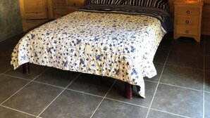 Quarto, 1 quarto, pátio, vista para o jardim