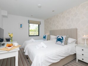 Casa de Campo | 3 quartos, com decoração personalizada, com mobília individualizada 