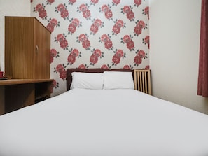Quarto Duplo Standard, 1 cama de casal | Roupa de cama fornecida 