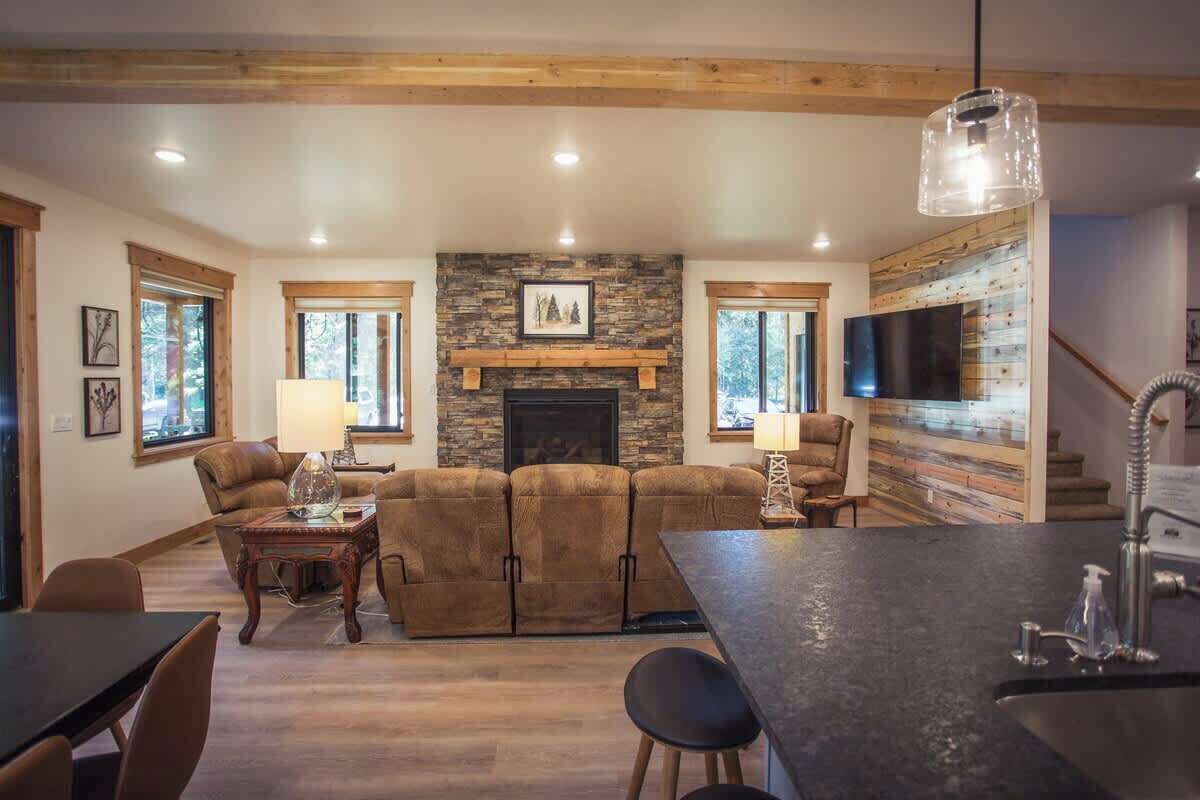 Luxury Cabin In The Heart Of Mccall - McCall, ID