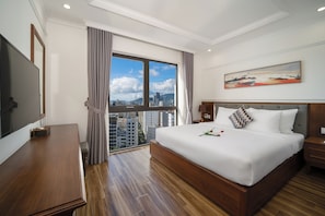 Suíte com design assinado, 2 quartos (Daily Afternoon Tea) | Roupas de cama premium, camas com colchões pillow-top, frigobar