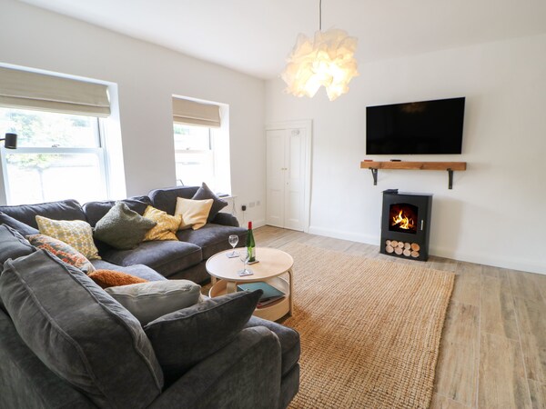 The Old Store, 2 Alpine Terrace - Reeth