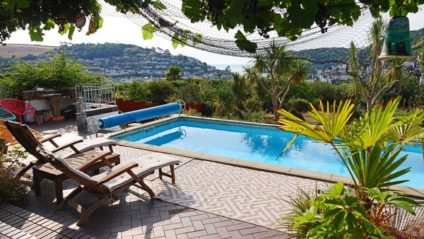 Lauriston House-river View Home - Pool And Garden - Dartmouth