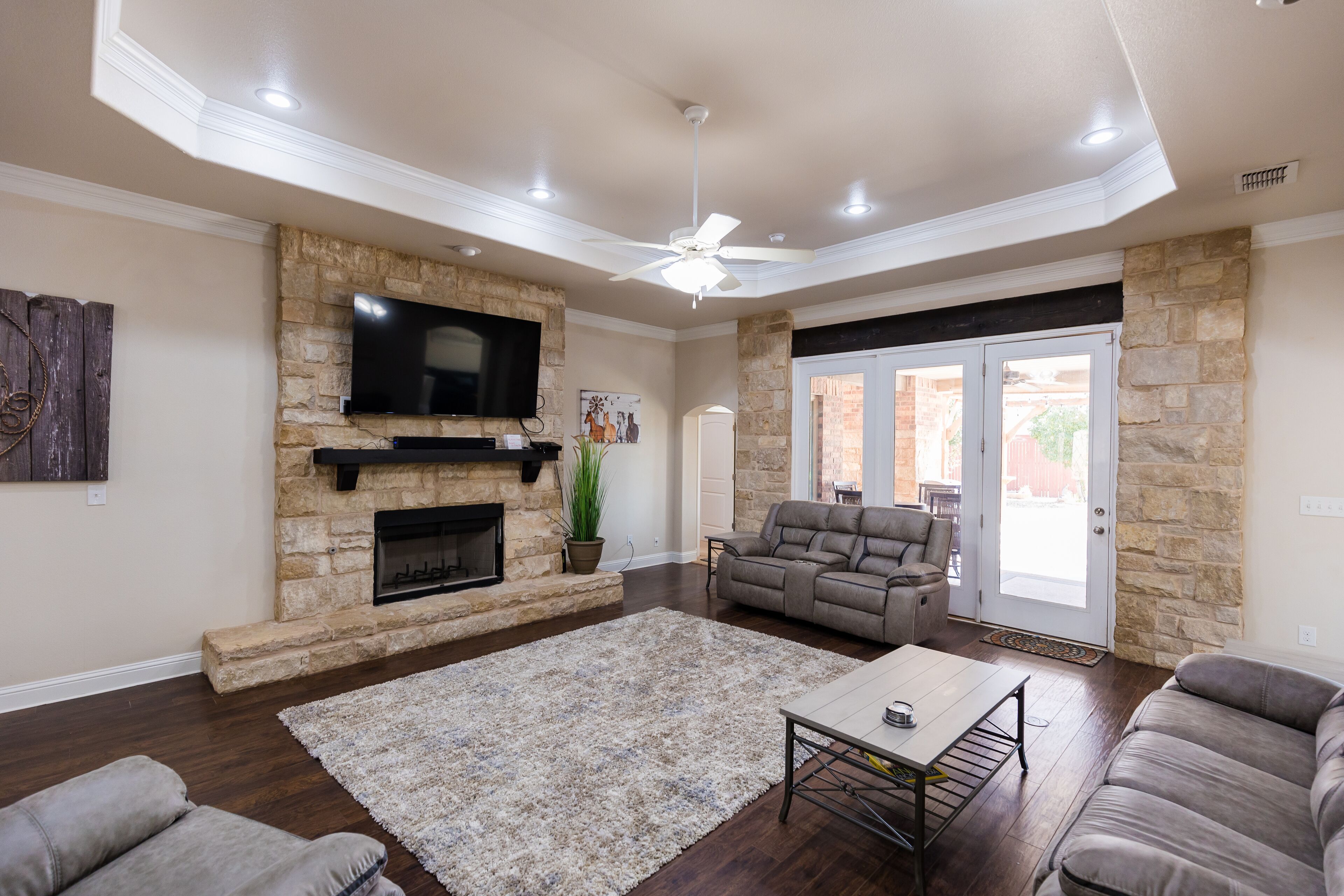 The Ultimate Resort Ranch Style Pool Home On Nearly A Half Acre! - Lubbock, TX