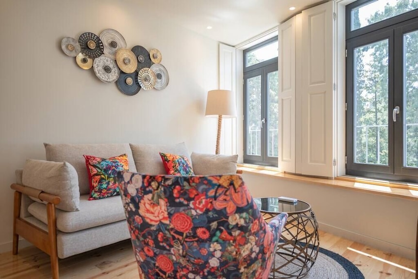 Truly Porto - Bel Appartement Avec Balcon Vue Côté Jardin Et Piscine - Vila Nova de Gaia