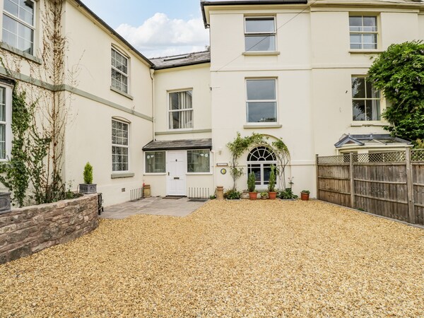 White Roses - Symonds Yat