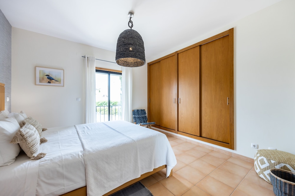 Aum Praia Da Luz Resort Apartment - Faro District
