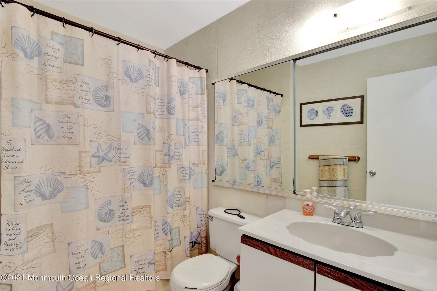 Beach Block Retreat W/patio, Off Street Parking, Linens & Towels, Beach Gear - Seaside Heights, NJ