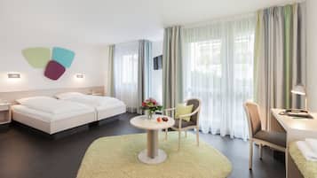 Quarto Duplo Básico | Ferro/tábua de engomar, Wi-fi grátis, roupa de cama fornecida