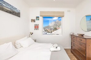 Apartamento Básico, várias camas | 2 quartos, ferro/tábua de engomar, roupa de cama fornecida 