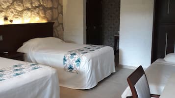 Quarto Standard, vista para o jardim | Roupa de alta qualidade
