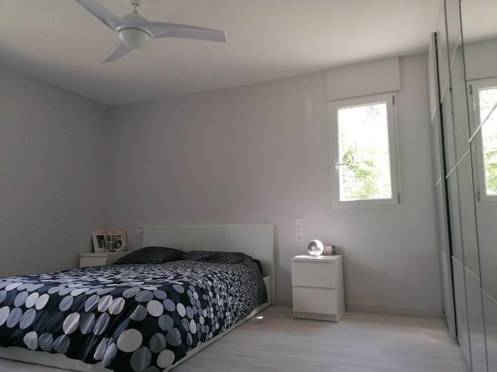 Charming Family House - Antibes