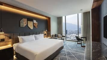 1 quarto, minibar, cofre no quarto, secretária