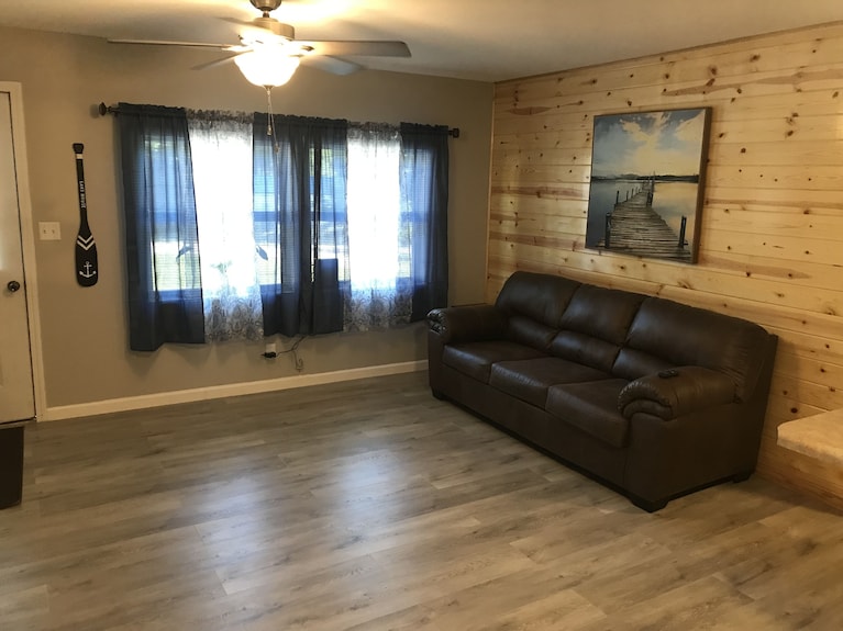 Clearwater Lake, Cabin Minutes From Bluff View Marina & Boat Dock - Clearwater Lake, MO