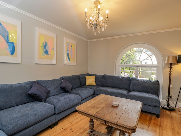 White Roses, Pet Friendly, Character Holiday Cottage In Monmouth - Symonds Yat