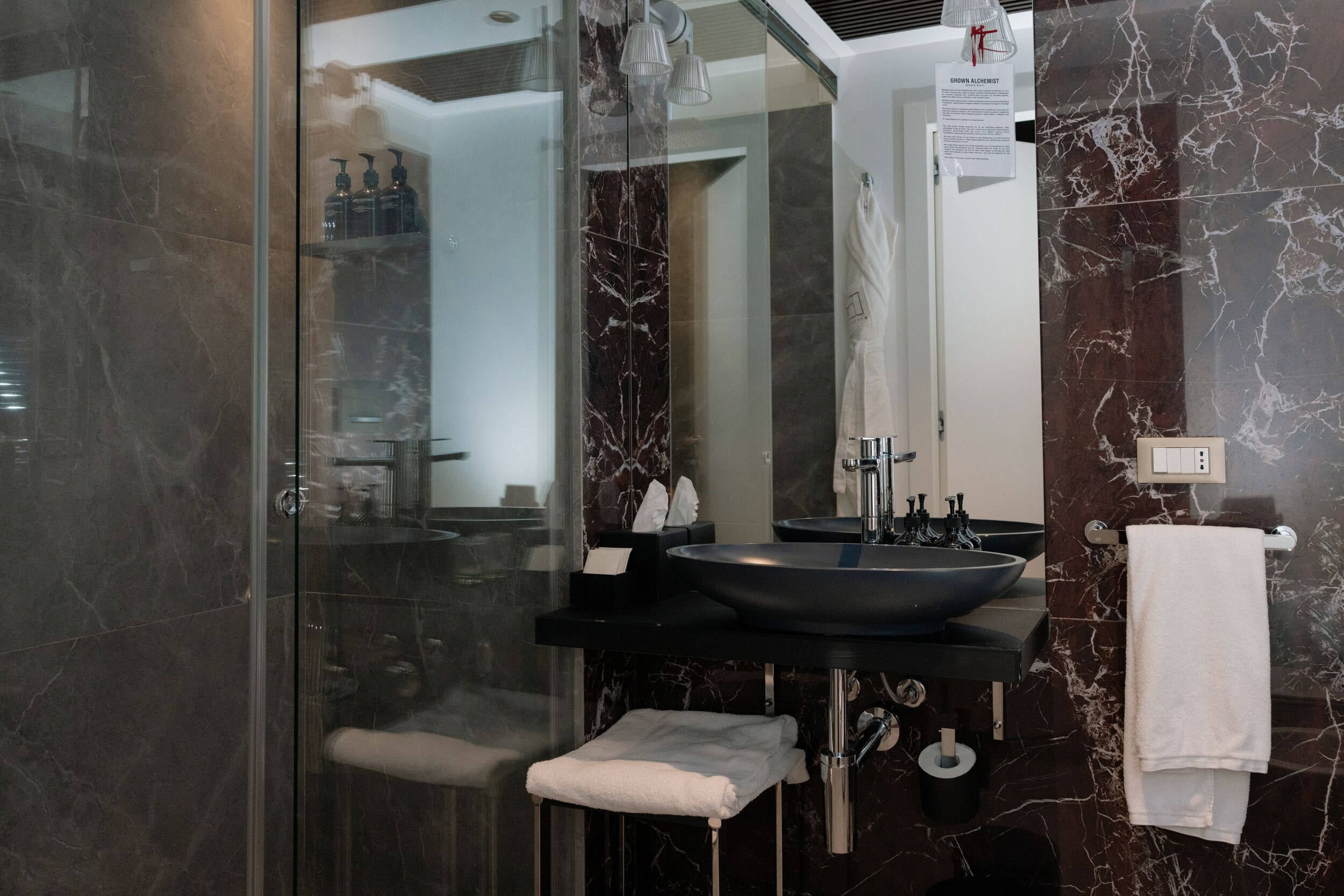 Quarto casal executivo (bagno turco) | Comodidades do quarto