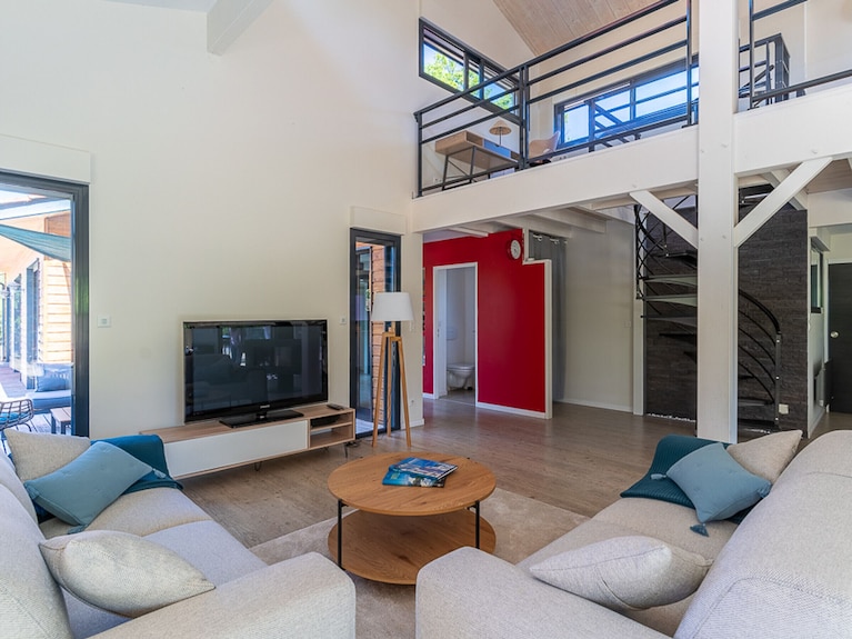 Family Villa Near Biscarrosse Lake - Pool, 10 People, Near Bike Trails - Sanguinet