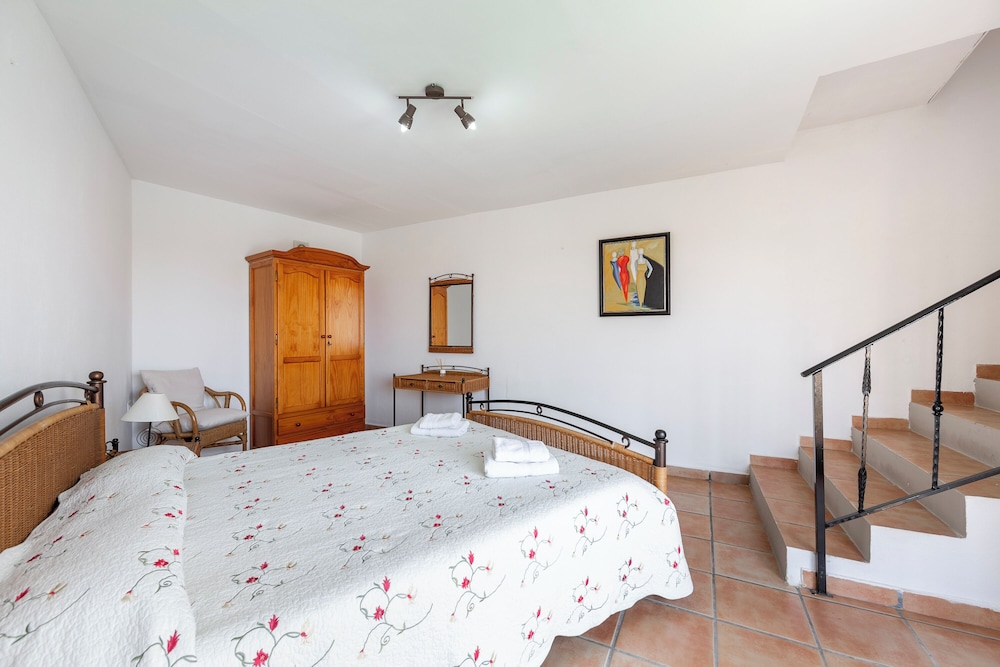Vakantiehuis 'Vista Al Mar Ainara' Met Uitzicht Op Zee, Gedeeld Zwembad & Wi-fi - Almería