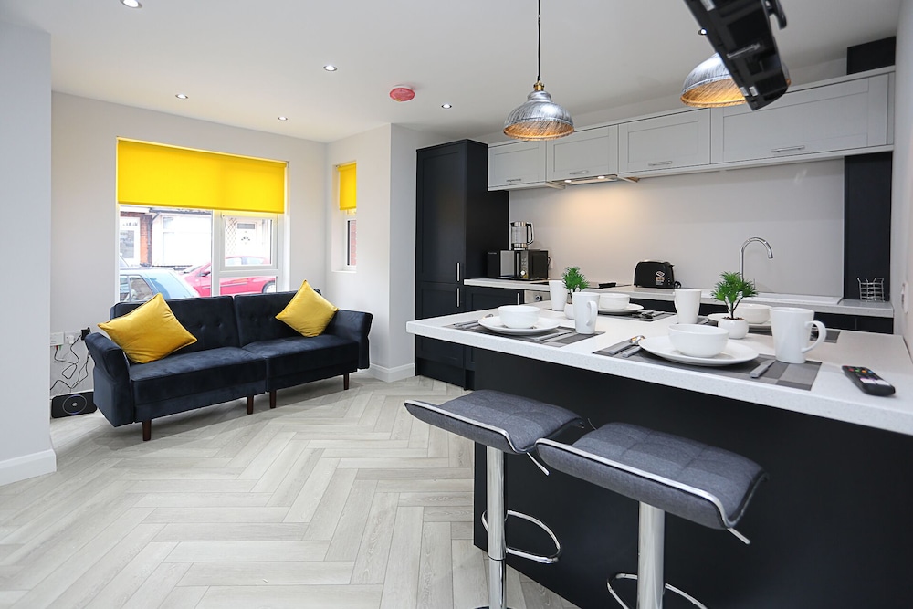 No 1 Luxury Service Accommodation - Belfast