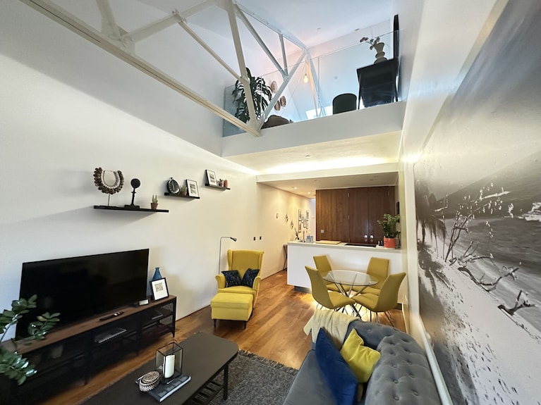 Appartement-suite-salle De Bain Privée-vue Sur La Cour-luxury Apartment At Rwy - Plymouth