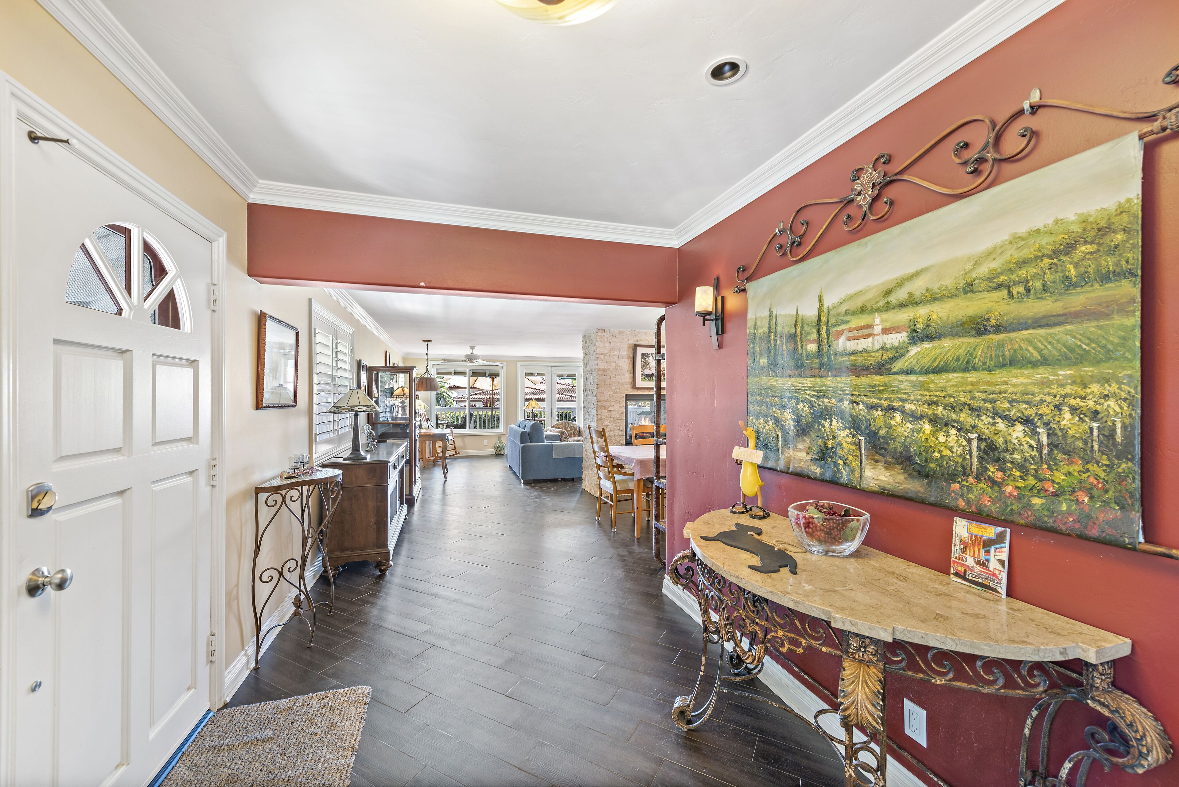 Cheerful Bedroom Beach Cottage  Str15-0264 - San Clemente, CA