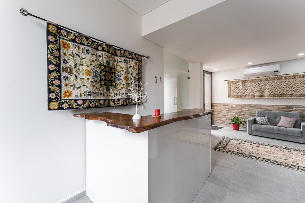 Modern Retreat In Mangualde - Nelas