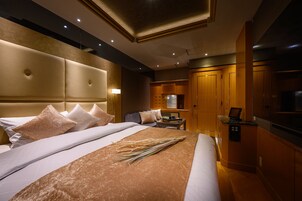 Quarto Duplo Deluxe | Com decoração personalizada, com mobília individualizada, Wi-fi grátis 