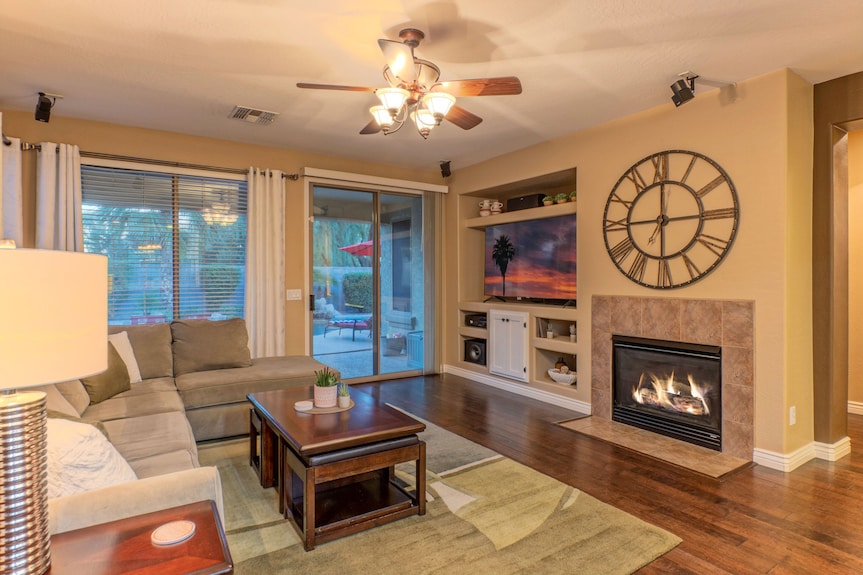 Resort Amenities: Pvt Htd Pool, Putt Green, Patio & Gas Grill & Fire Tbl, Tvs All Brs, - Arizona