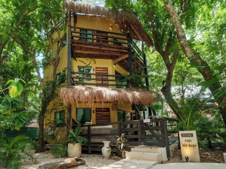 Fachada da propriedade