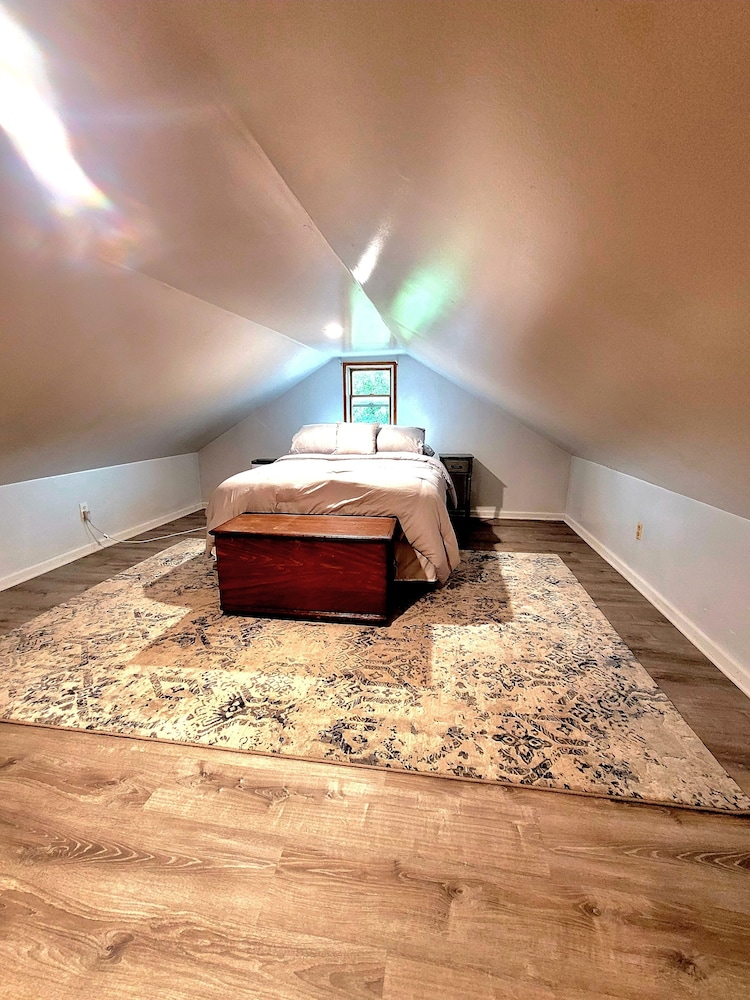 Private Apartment On A Beautiful Private Farm! - Middleburg, VA