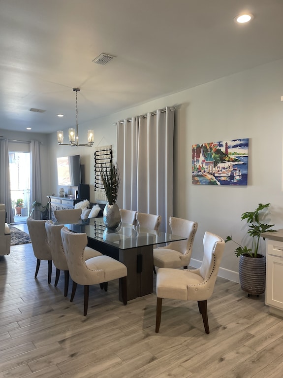 Beach Getaway + Private Pool. Sleeps 25. - 사우스 파드레 아일랜드