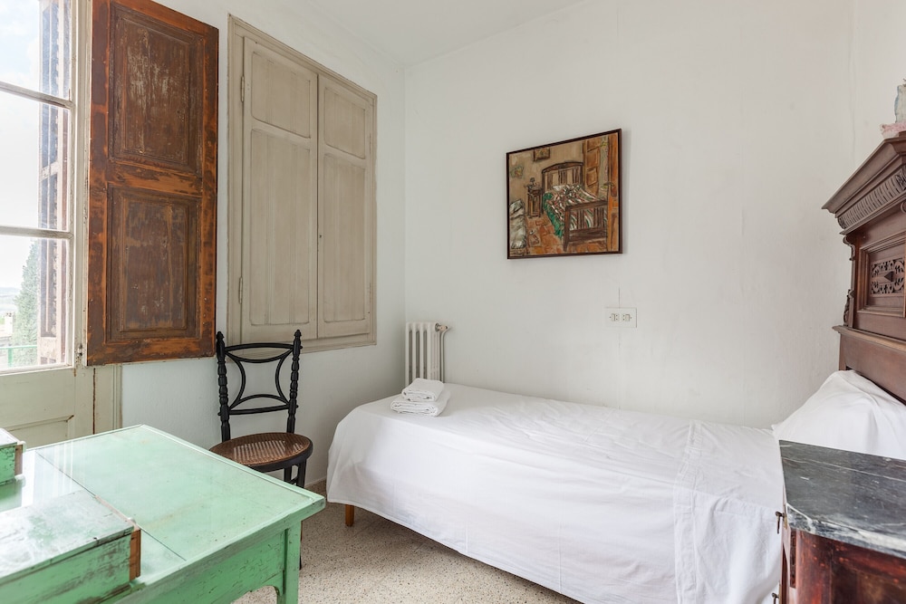 Casa Vacacional 'Can Sebrià' Con Vistas A La Montaña, Piscina Y Wi-fi - Martorell