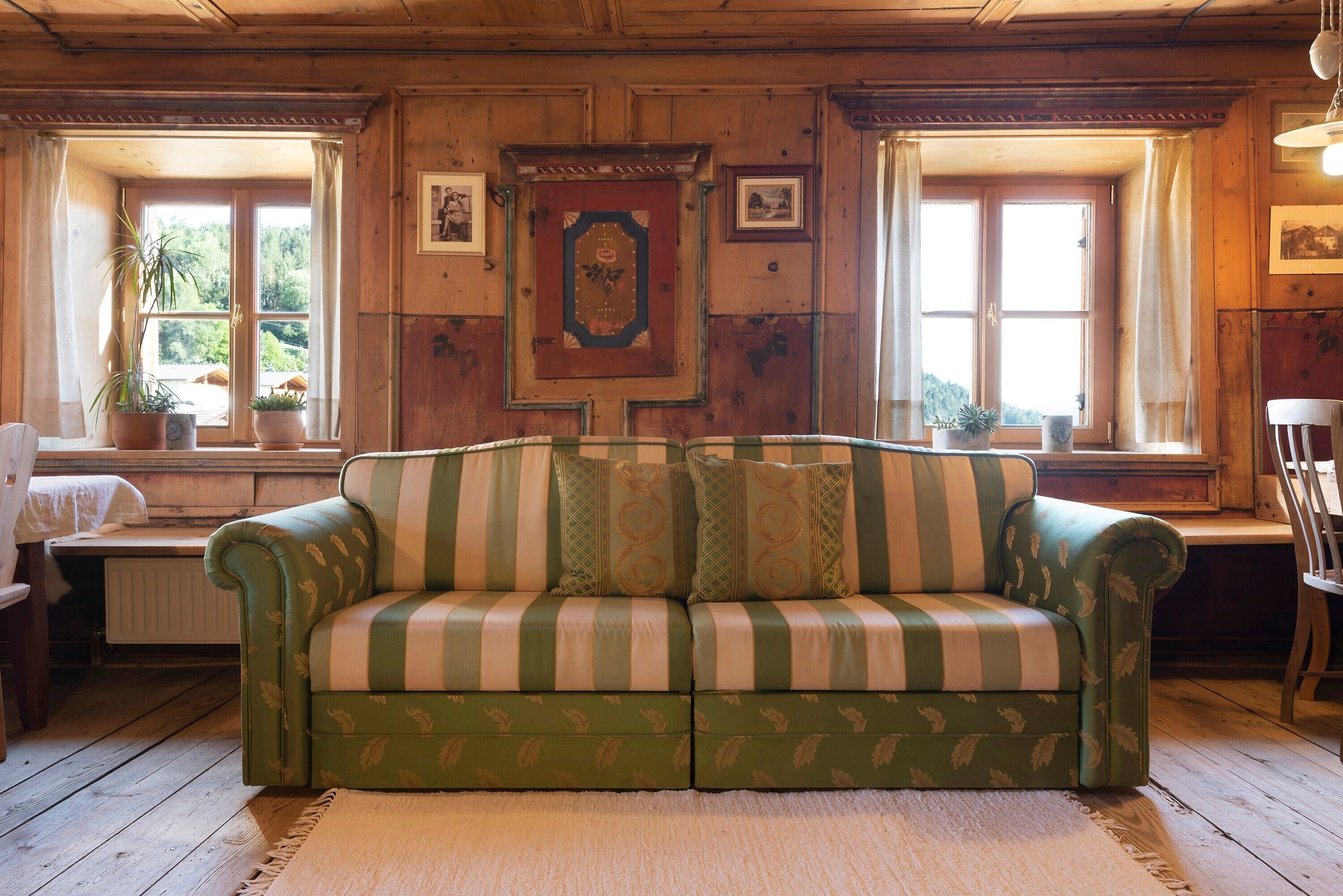 Historic Holiday Apartment Huber Stube With Mountain View, Balcony And Wi-fi - Kastelruth