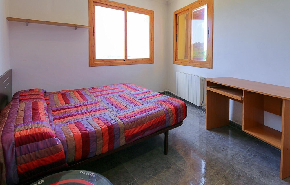 Nice Hombre En Sant Cebria De Vallalt - Sant Celoni
