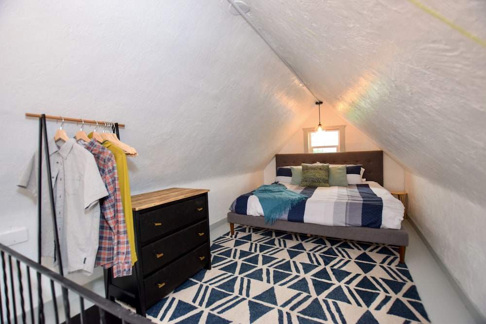 Remodeled Walkable Berkeley/tennyson Guesthouse - 1,200 Total Indoor/outdoor Sf - Morrison, CO