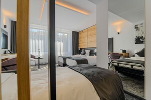 Business Executive With Extended Sofa | 1 quarto, minibar, Wi-fi grátis, roupa de cama fornecida 