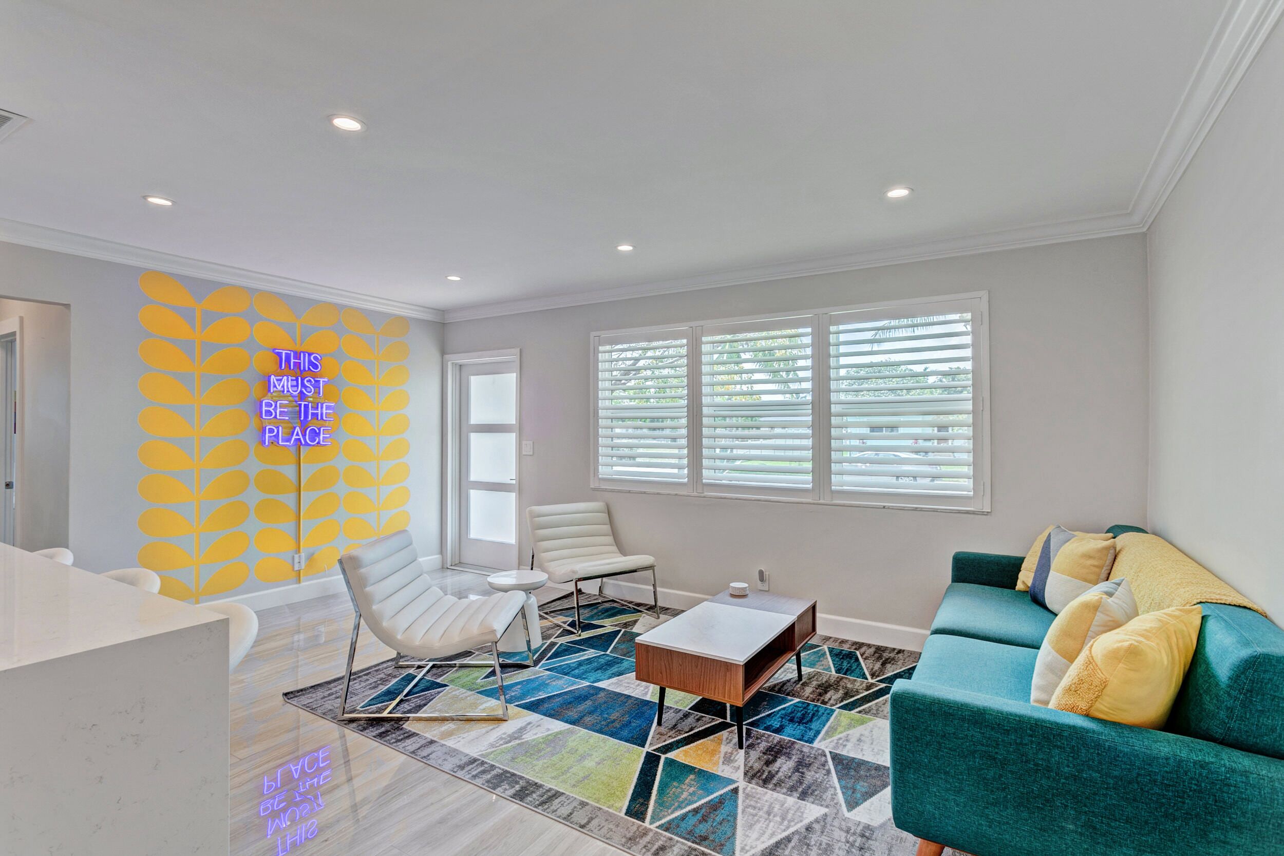 New! Resort-style Home & Heated Pool Newly Renovated-great Location In Soso Wpb! - Palm Beach, FL