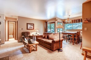 Apartamento em Condomínio Fechado (1 Bedroom Condo in Keystone - West Ke) | Exterior