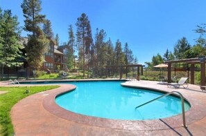 Casa (Northstar Townhomes in Keystone 2 Bed) | Exterior