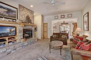 Casa (Northstar Townhomes in Keystone 2 Bed) | Exterior