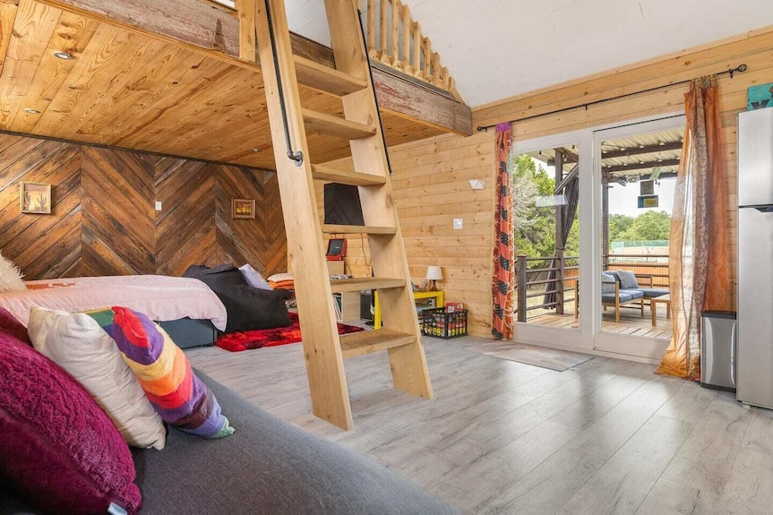 Daydreamer Cottage Amidst The Blanco River With Private Hot Tub - Wimberley, TX