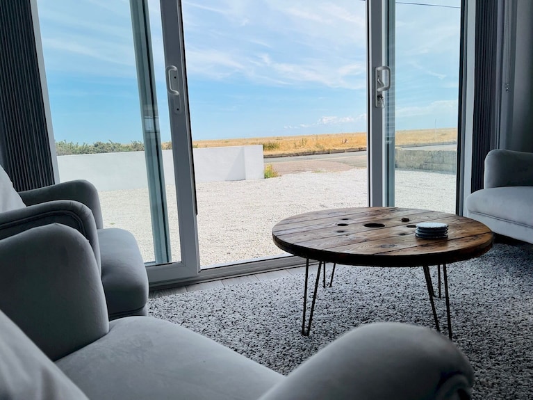 Fabulous Beach Front Holiday Location! - Pass The Keys - Camber Sands