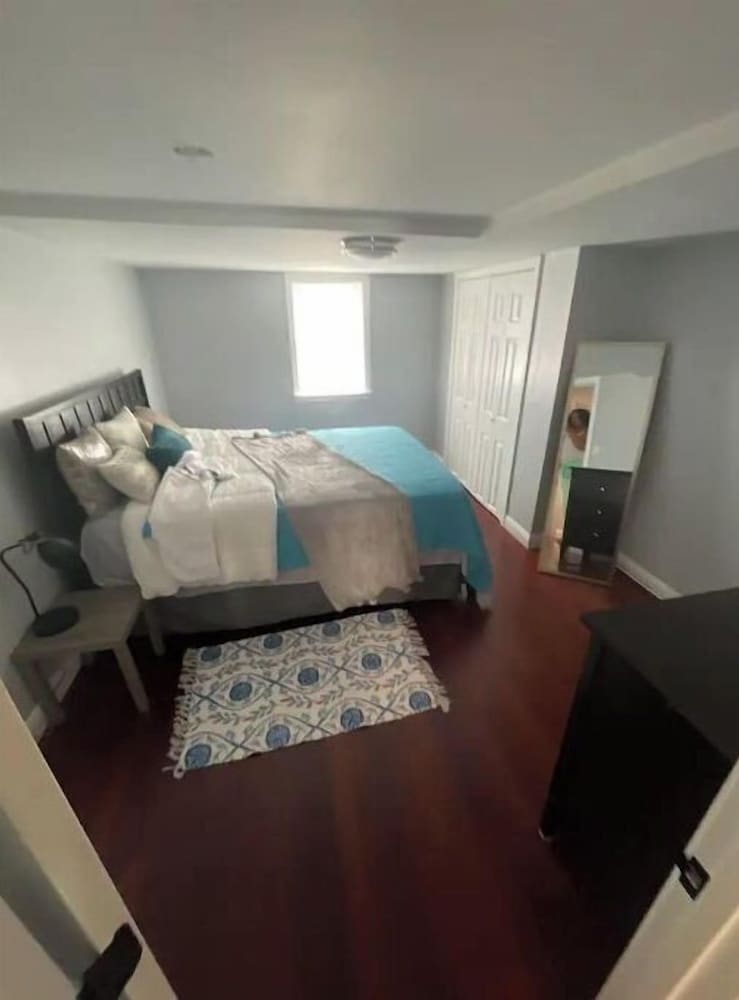 Cozy, Modern, Charming Cottage 1min To The Beach - Boston, MA