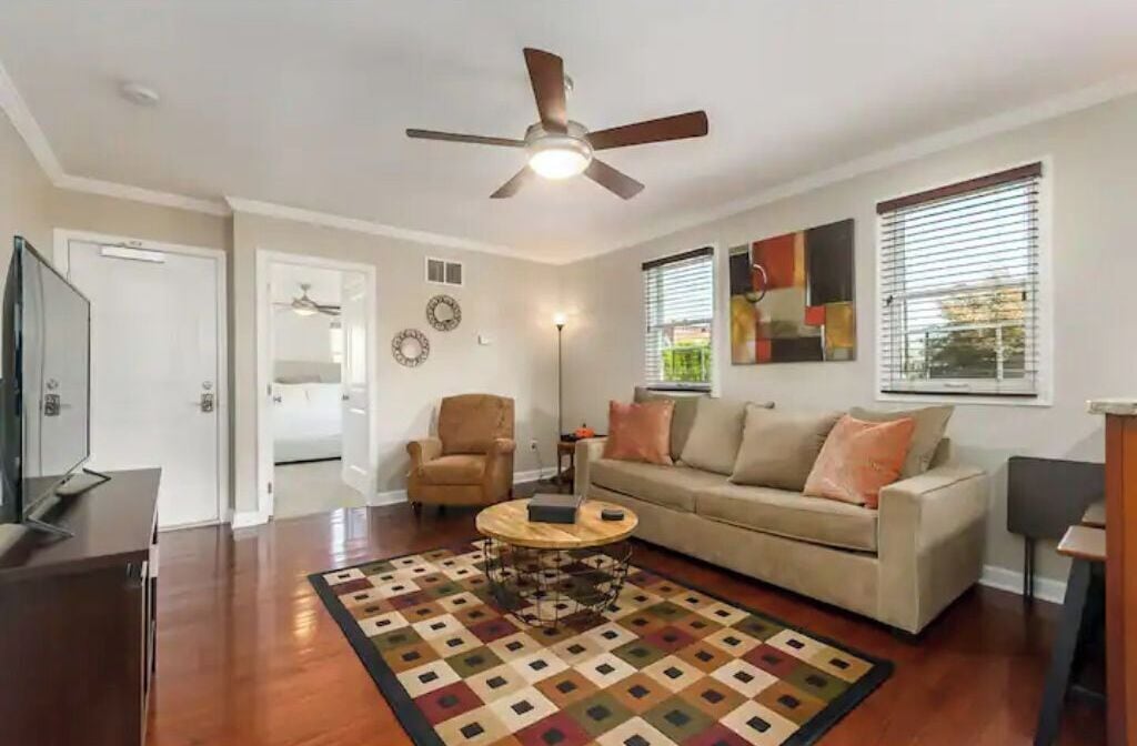 Ideally Located 1 Bdrm Stay | Parking & Laundry - Dublin, OH