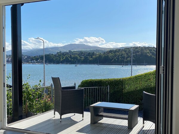 The Old Tywyn Post Office - Conwy